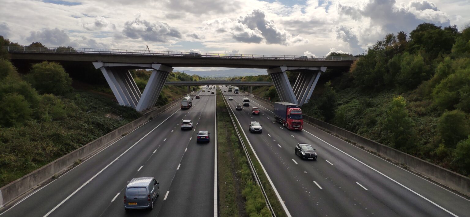 Work begins on M5 Golden Valley Bridge refurbishment scheme - FreyssinetUK