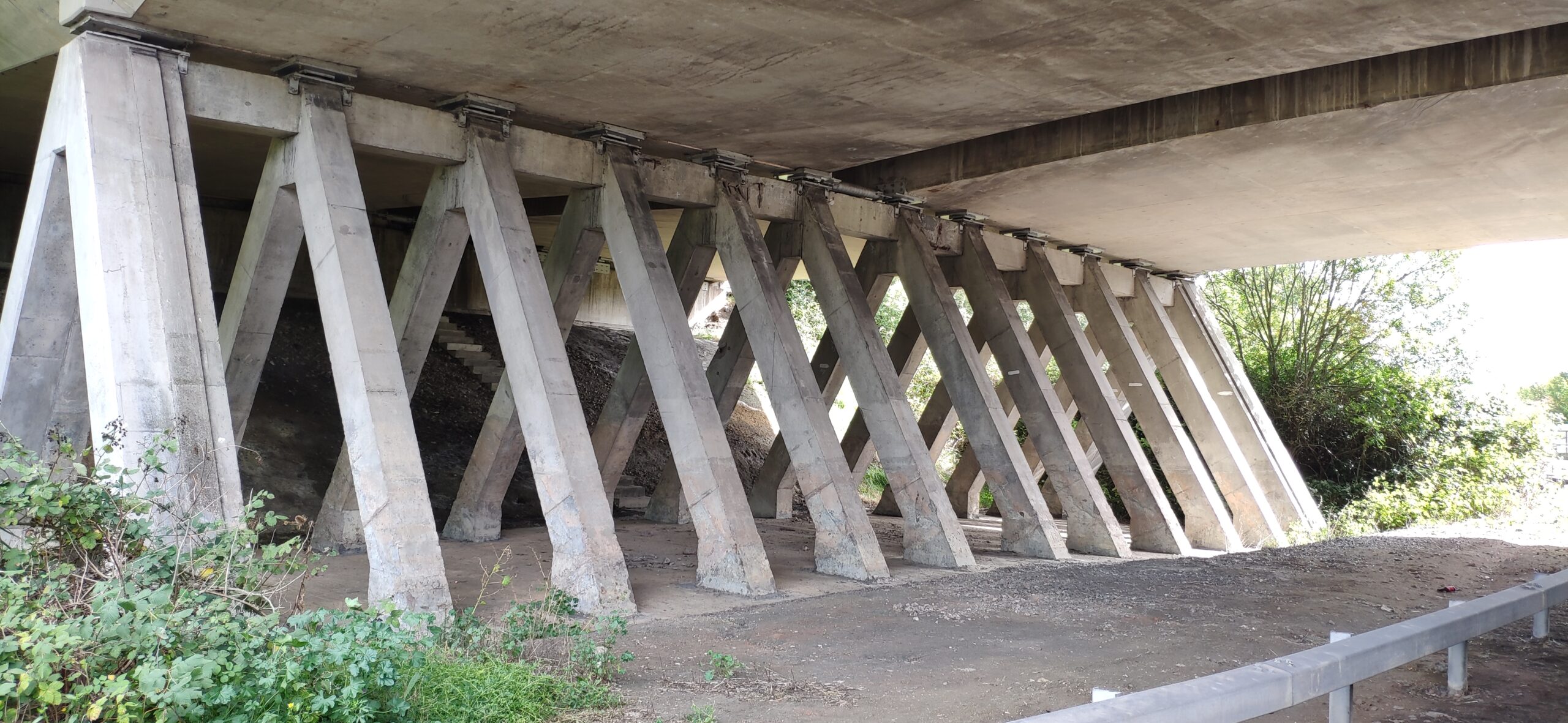Work begins on M5 Golden Valley Bridge refurbishment scheme - FreyssinetUK