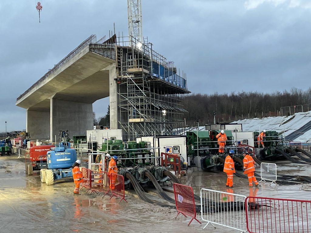 World’s longest box bridge slide completed on HS2 - FreyssinetUK