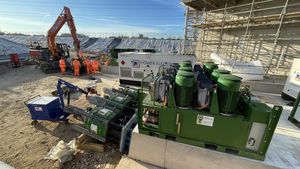 World’s longest box bridge slide completed on HS2 - FreyssinetUK